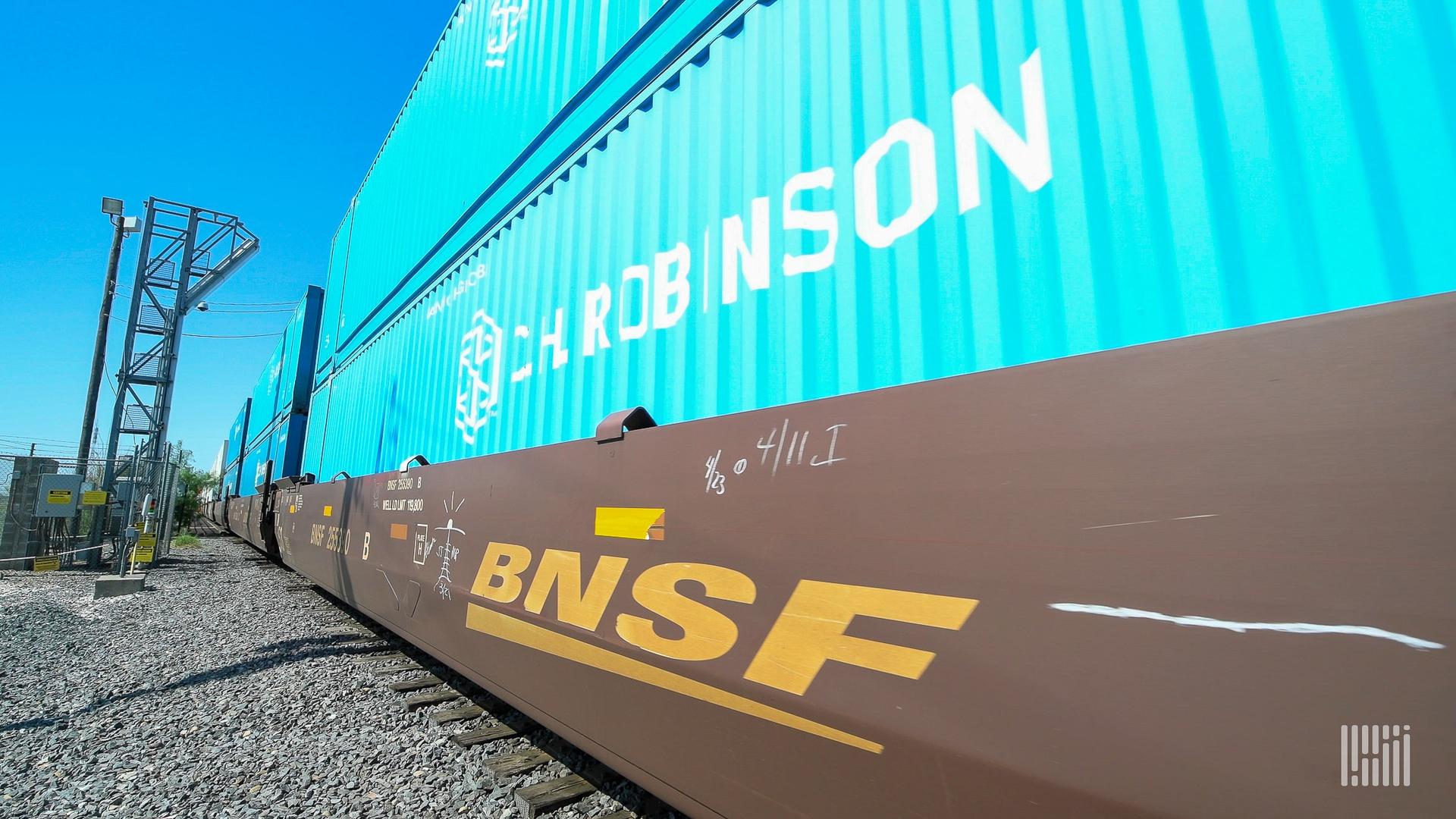 FW DAILY | C.H. Robinson makes its legal written case before SCOTUS on ...