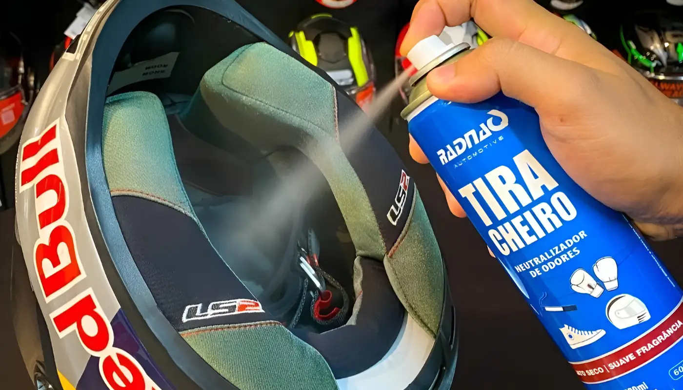 5 dicas para retirar o mau cheiro do seu capacete | Grid Motors