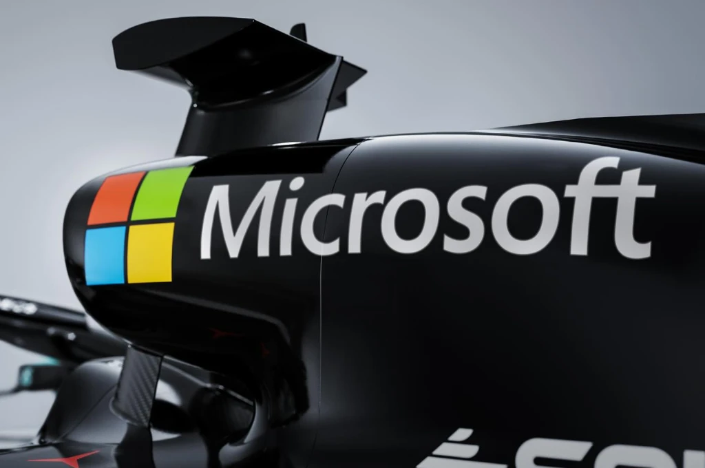 Mercedes apresenta W17 e inicia nova era na F1 - Grid Motors