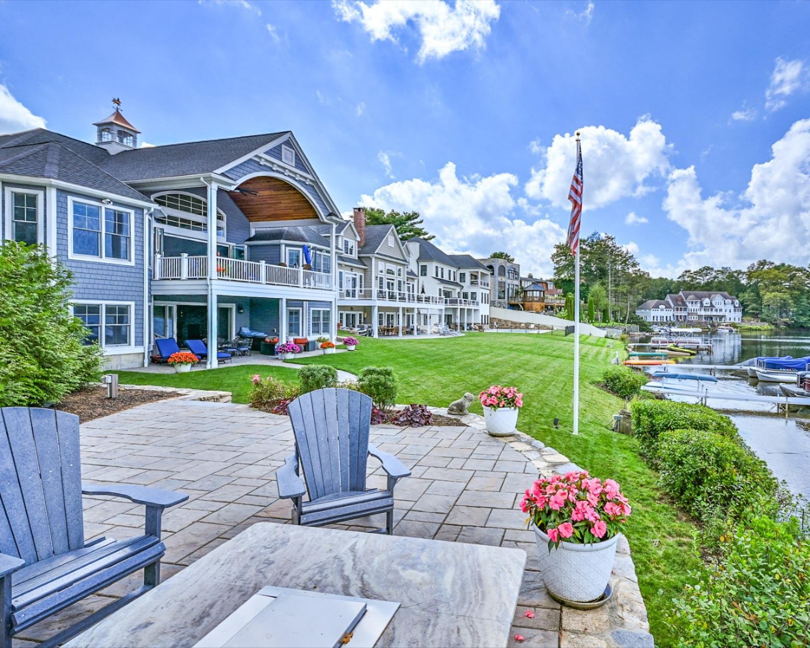 Webster Lake Waterfront Homes