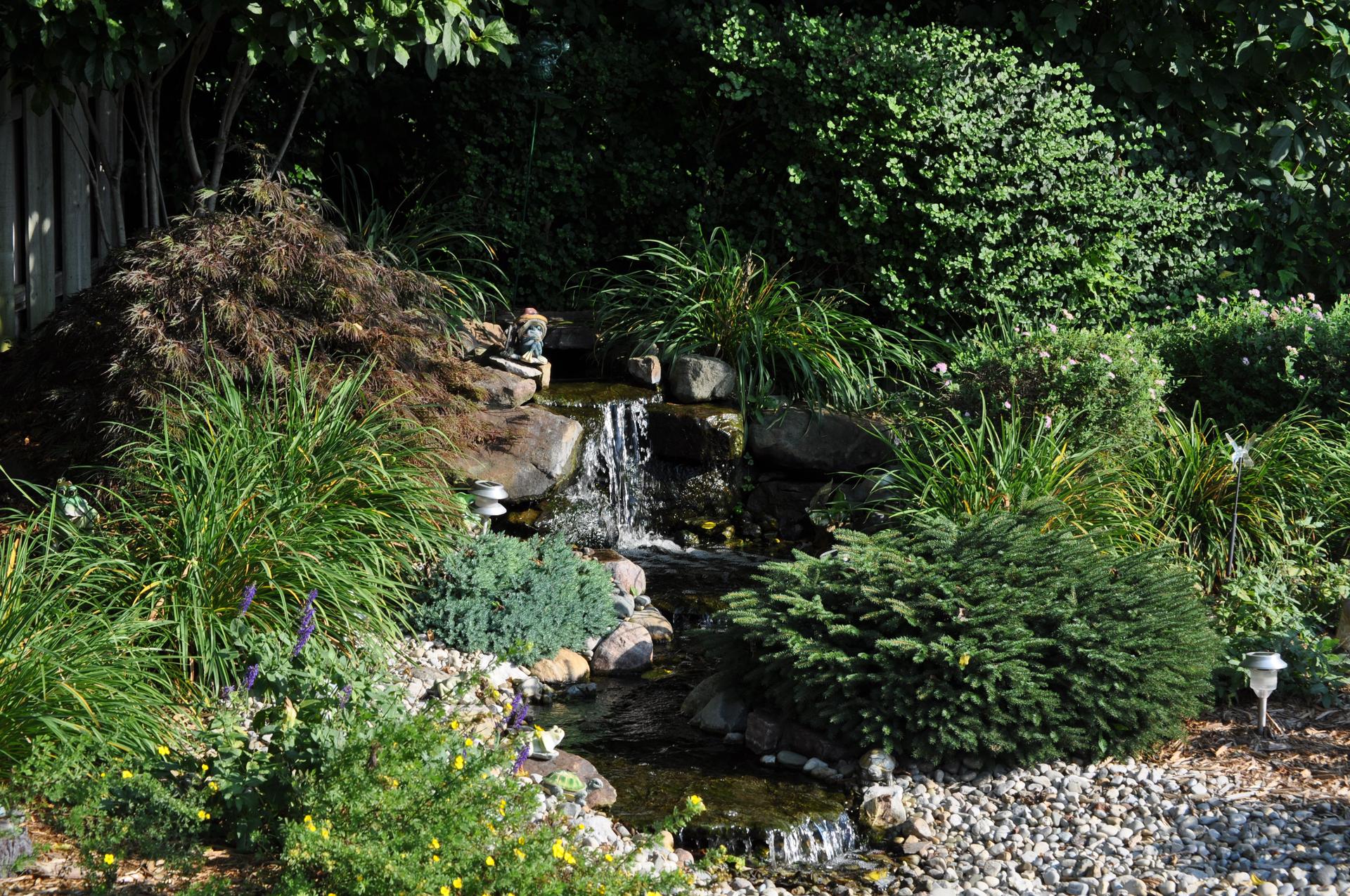 About Greenleaf Landscaping - Greenleaf Landscaping