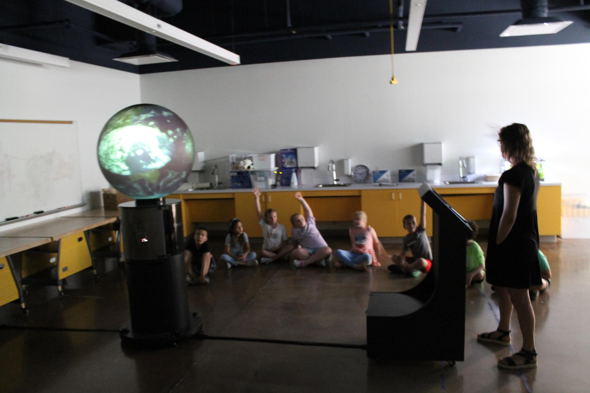 EARTHX OMNI GLOBE
