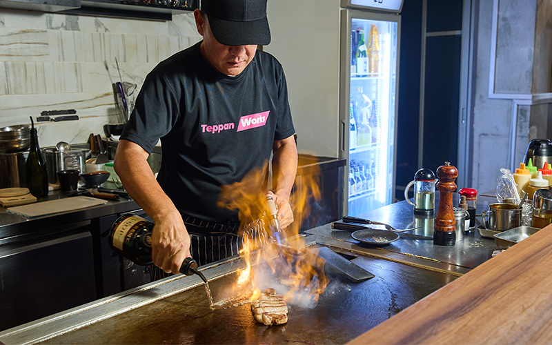 Teppan Works - J Passport