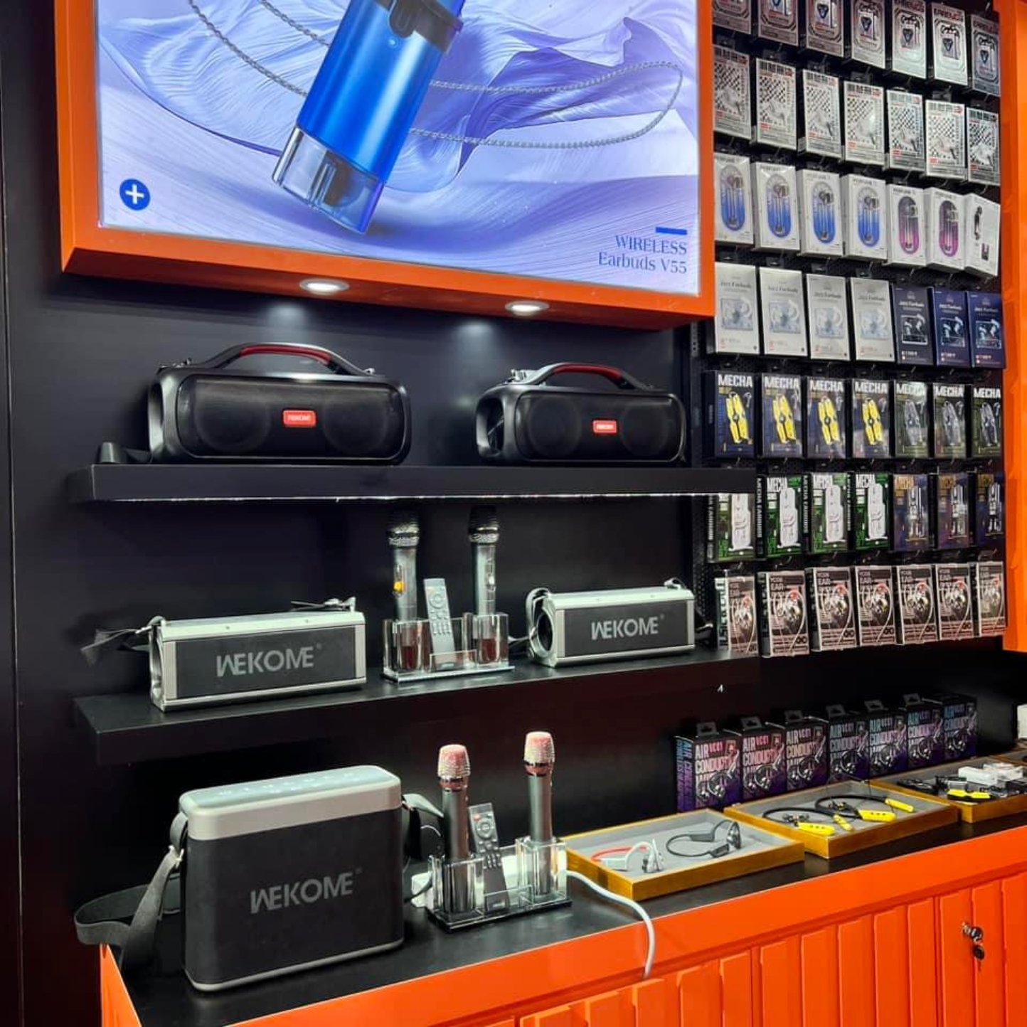 Tech-Savvy Dads on Father's Day - MyTOWNKL