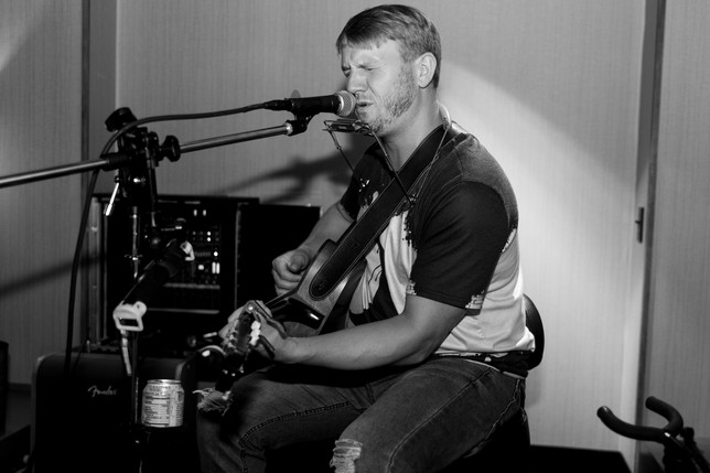 John Eldridge – Singer | Songwriter