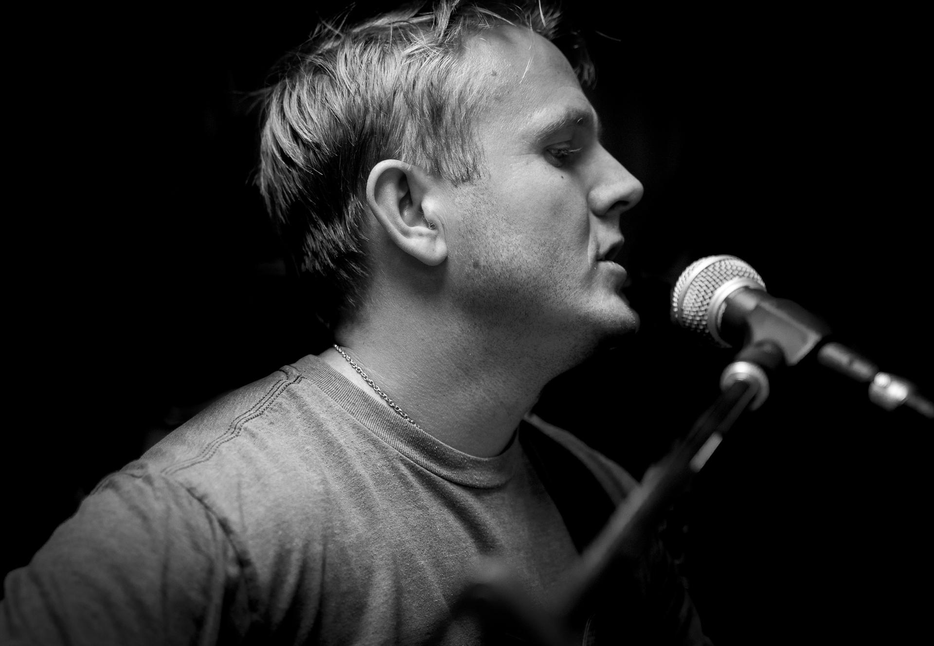 John Eldridge – Singer | Songwriter