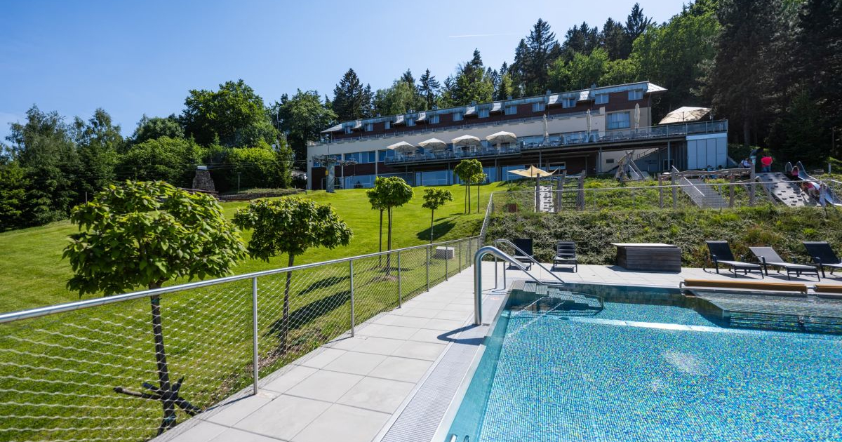 Monínec - skipasy, hotely a zážitky | Gopass